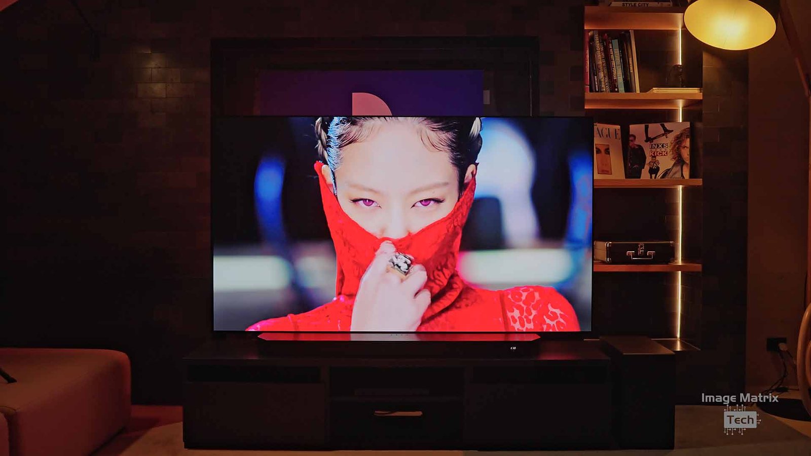 Review: Samsung S95D is a TV Masterpiece but Anti-Glare Screen Divides - Image Matrix Tech