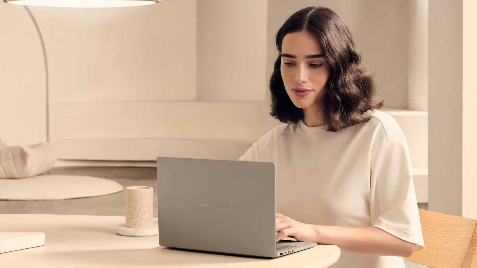 ASUS Zenbook A14: Light, Tough, Stamina - Image Matrix Tech