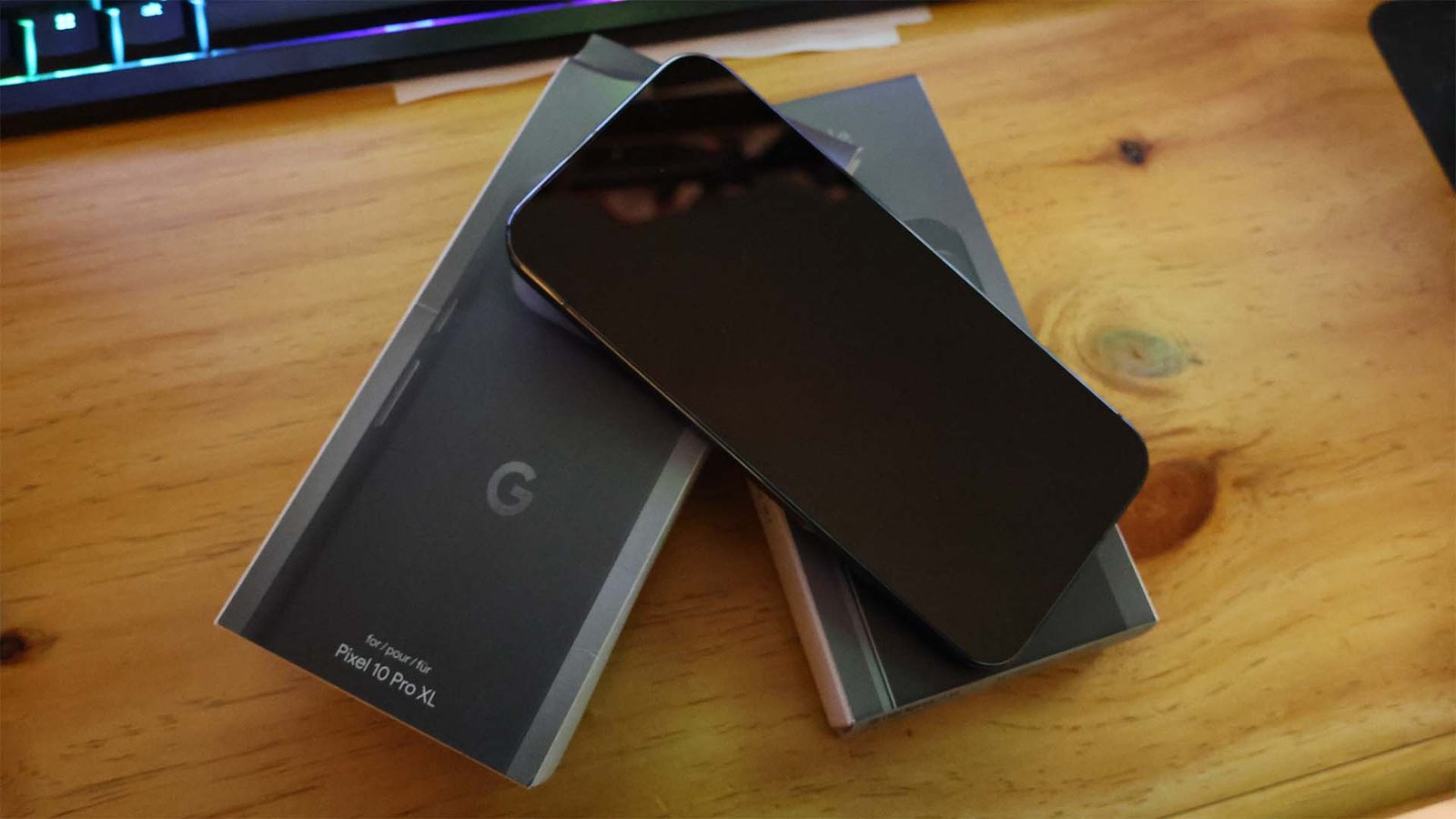 REVIEW: Google Pixel 10 Pro XL Brings Surface Evolution to Massive AI ...